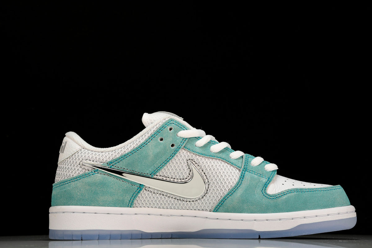 SB Dnk Low x April Skateboards – Drip Locker USA