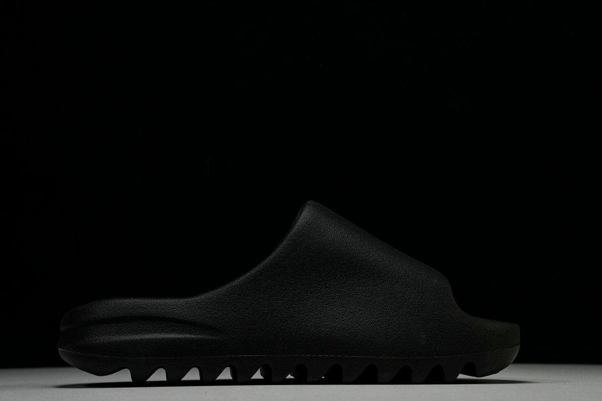 Yzy Slide 'Onyx' – Drip Locker USA